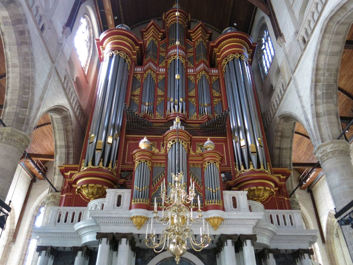 Samenzangmiddag ten behoeve van restauratie grootste orgel Laurenskerk ...