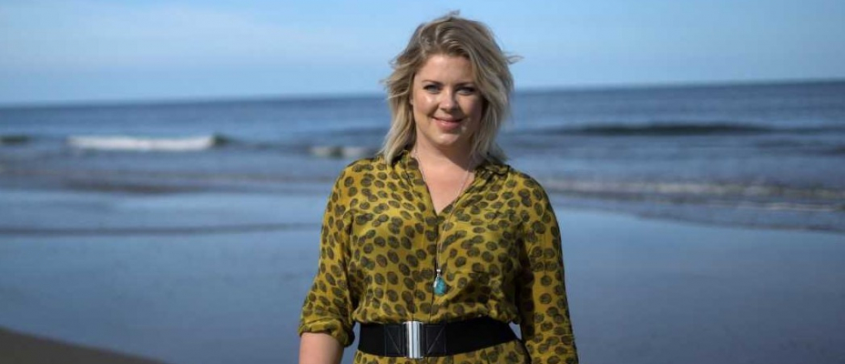 Helena Maria debuteert met album ‘All by grace’ - cvandaag.nl