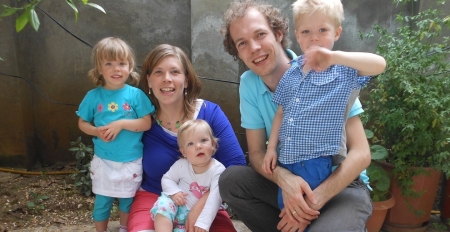 Maarten Blom over het zendingsleven in Albanië - cvandaag.nl