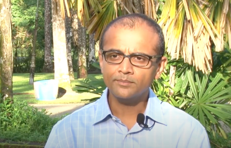 Als Swami bekeerde deze Hindu zich na het lezen van de kinderbijbel ...