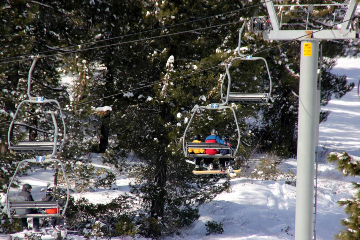 Amerikaans skiresort ligt onder vuur na bouwplannen voor metershoog ...