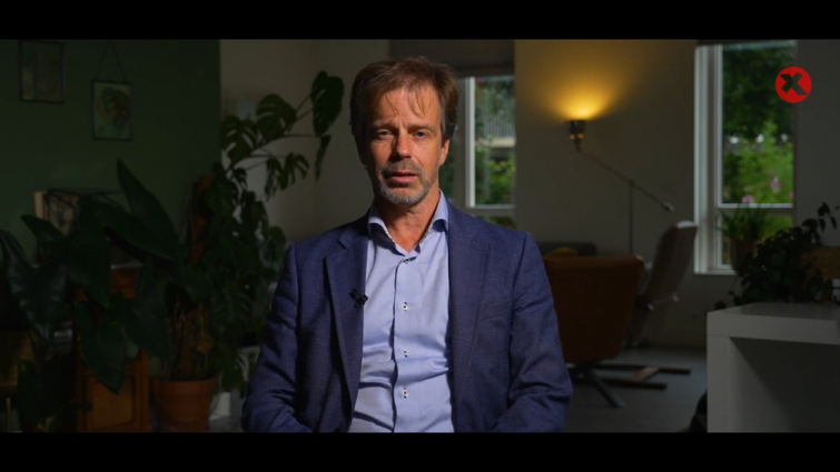 Ronald had enorme schulden en zocht heil in oosterse spiritualiteit ...