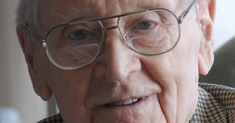 Evangelist en mede-oprichter EO Albert Ramaker overleden - cvandaag.nl