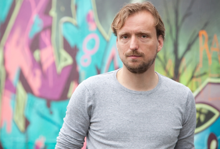 De kruisiging van Jezus is geen technisch verhaal of een rekensom ...