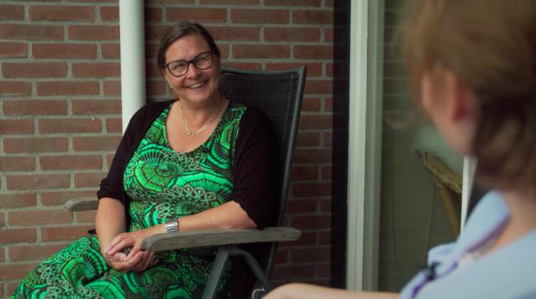 Rianne is na 40 jaar gestopt met roken: "Zonder God kan ik het niet ...