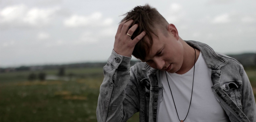 Rapper Aux vertelt kerstverhaal in rapvorm - Cvandaag.nl